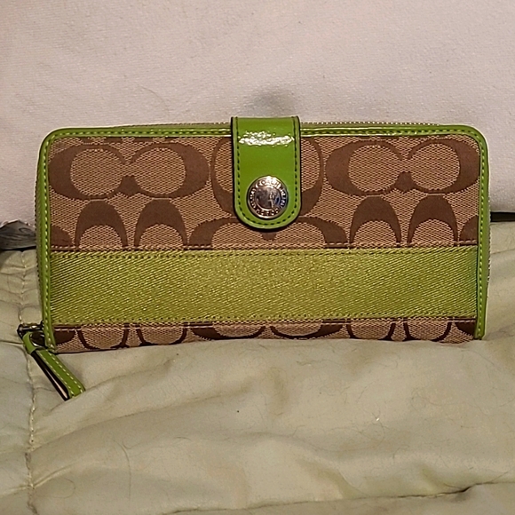 Coach | Bags | Vintage Coach Madison Wallet | Poshmark